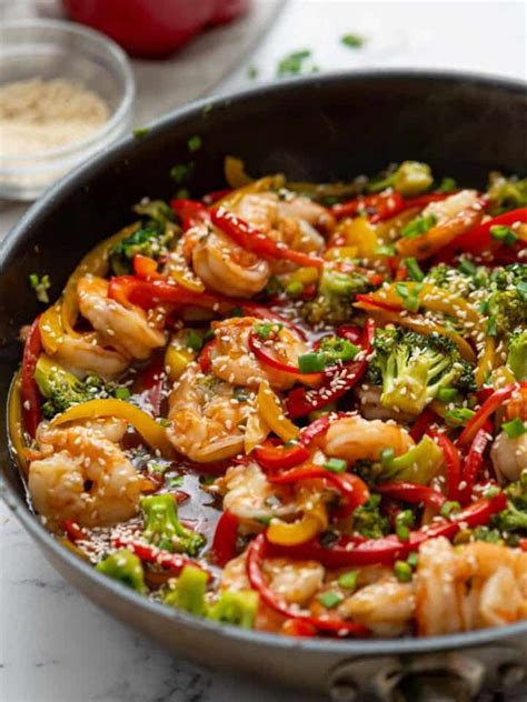 Quick And Easy 15 Minute Shrimp Stir Fry With Vegetables