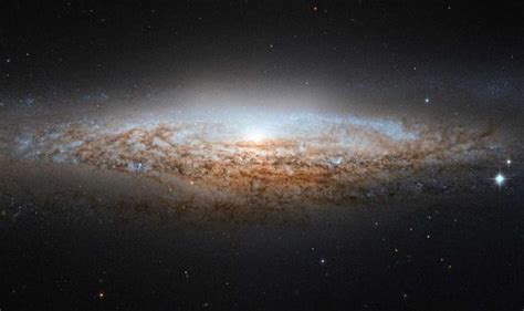Astrónomos descubren la galaxia mas lejana jamás detectada Punto