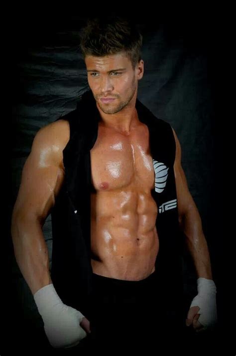 José Ferrer Santillán Hombres Cuerpo perfecto Entrenamiento