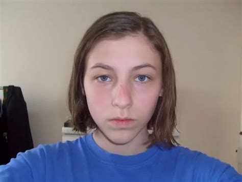 Teen Takes Selfies Every Day For Years Pics Video 29694 Hot Sex Picture