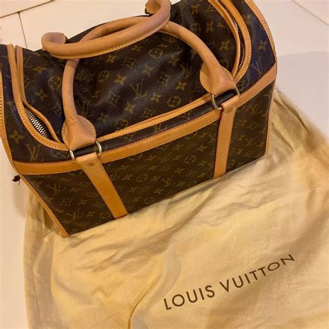 Chia sẻ với hơn 61 về louis vuitton pet carriers cdgdbentre edu vn