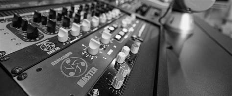 A Comprehensive Guide To Different Mastering Techniques