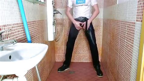 Gay In Shower Gayfuror
