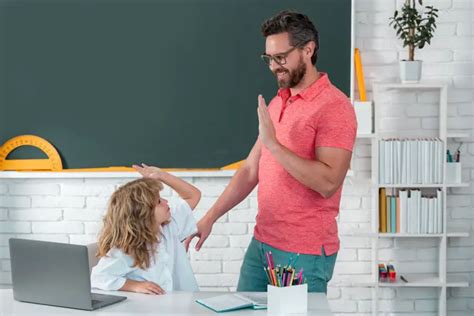 Jak pomóc dziecku w nauce Poradnik dla rodziców