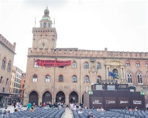 Bologna Fogli Di Via E Abusi In Questura Attivista Di Extinction