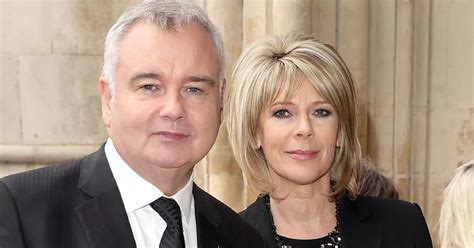 Eamonn Holmes Romance Posts As Ruth Langsford S Pals Hit Out Mirror