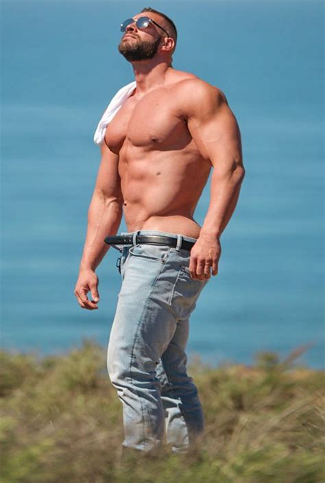 Brainless Himbo Hunk On Tumblr