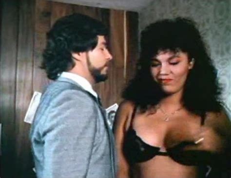 Naked Yirah Aparicio In El Pichichi Del Barrio
