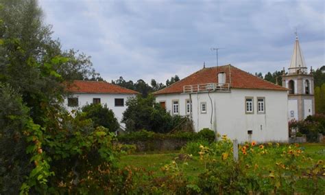 Eu e a minha aldeia de Guisande Residência Paroquial de S Mamede de