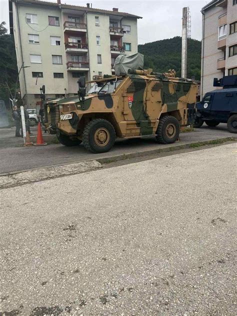 Conflict on Twitter KFOR görevi kapsamında Kosova da bulunan Türk