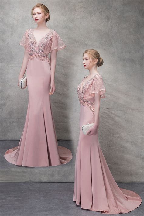 Robe de soirée vieux rose sirène à haut embelli de bijoux perles