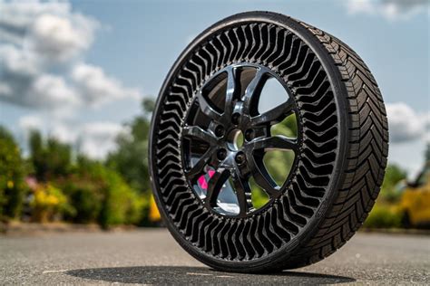 Michelin Tests Its UPTIS Technology In The French Courier Service