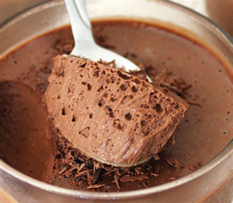 Mousse de chocolate mais fácil do mundo apenas 3 ingredientes