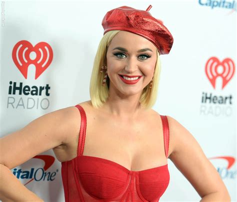 Katy Perry Gets Naked Uncensored Telegraph