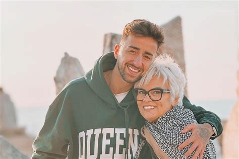 João Almeida ex namorado de Fanny declara se à família da apresentadora