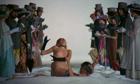 Katya Wyeth Nue dans Orange mécanique
