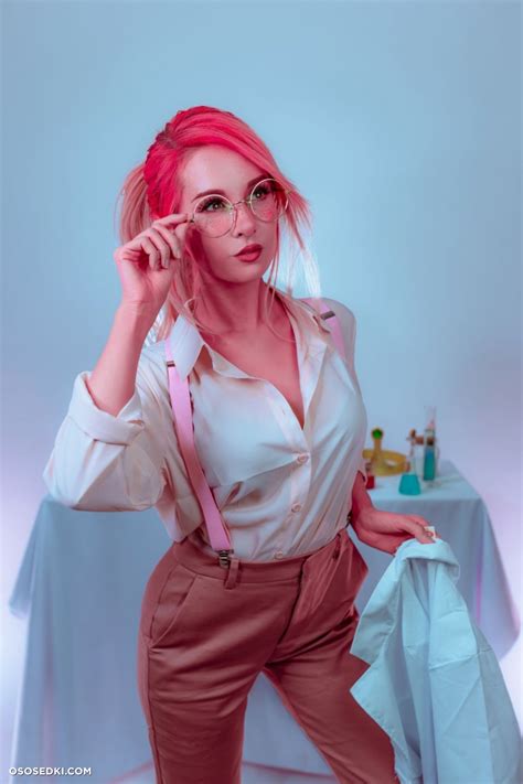 Hendoart Cosplay Princess Bubblegum Patreon Cosplay Set Naked Cosplay