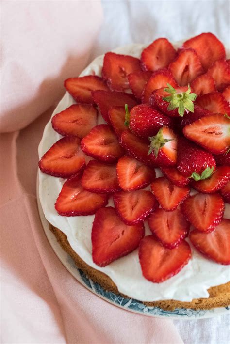 Tarte Aux Fraises Sablé Breton mooan recipes