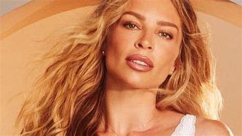 Grazi Massafera Exibe Boa Forma De Lingerie E Web Dispara A Mais