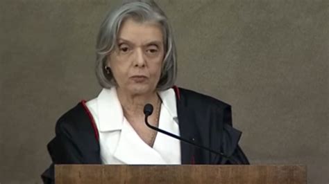 Como foi a cerimônia de posse de Cármen Lúcia no TSE