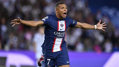 Con Un Doblete De Mbapp Psg Super A La Juventus En Francia