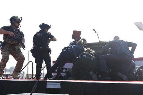 Novo vídeo mostra momento em que jovem abre fogo contra Donald Trump e