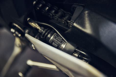 Ra mắt naked bike Triumph Street Triple 2023 nhiều thay đổi nhất từ