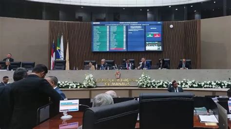 Vereadores de Manaus aprovam empréstimo de R 580 milhões para