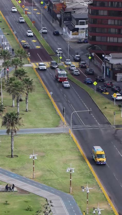 Cuerpo de Bomberos de Iquique on Twitter Los vehículos de emergencia