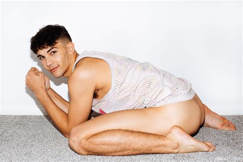 Alex Riley Photoshoot GayMobile Fr