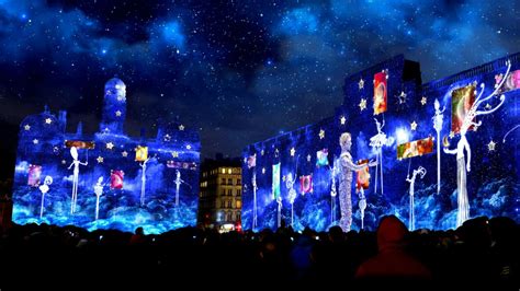 Lyon Sillumine Pour Noël 2024 Où Admirer Le Sapin Géant Et Les
