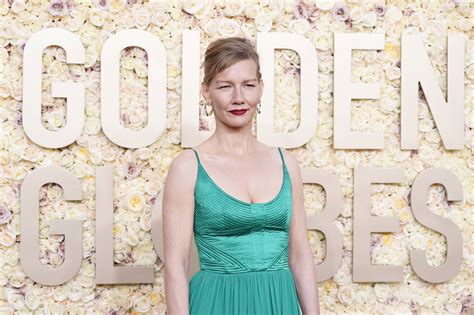 Oscars 2024 Das ist Sandra Hüller Oscar als beste Hauptdarstellerin