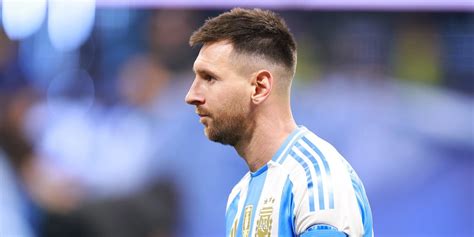 Lionel Messi Cumple A Os R Cords Suyos
