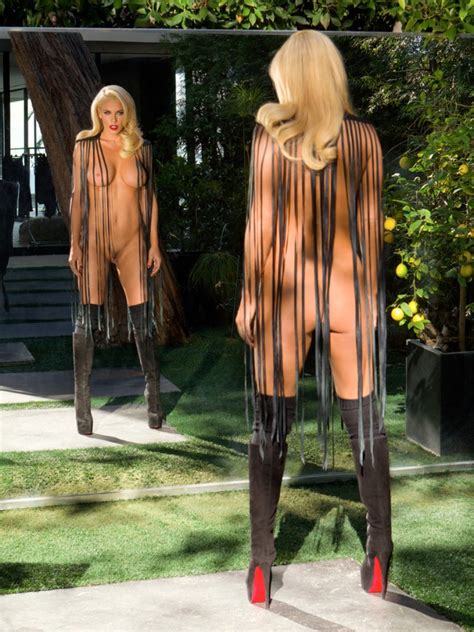 Naked Shots Of Jenny McCarthy The Fappening Leaked Photos