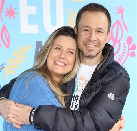 Daiana Garbin Esposa De Tiago Leifert Se Diverte A Filha Esqueci