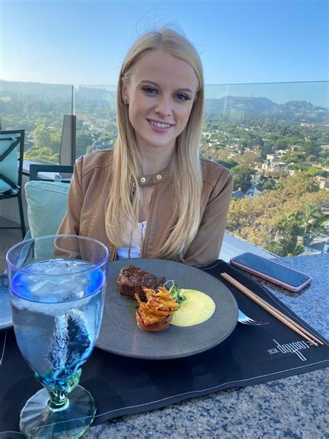Tw Pornstars 3 Pic Atkgirlfriends Twitter The Look Of Satisfaction On Paris After Taking A