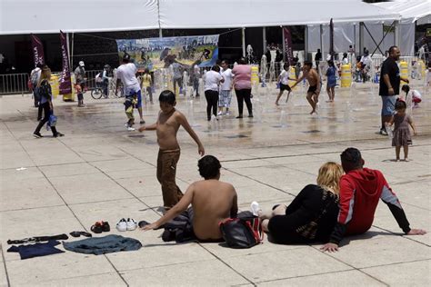 Al menos seis muertos y más de 417 afectados por una ola de calor en México