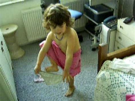 Emma Aankleden Youtube