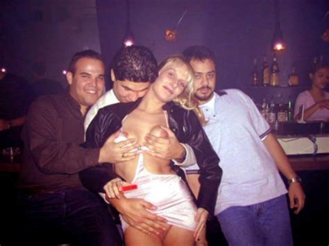 Wife Groped At Bar Cumception