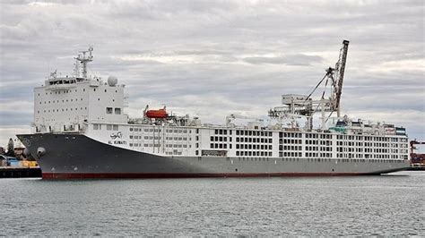 19 mil gados do Brasil o navio que contaminou cidade da África