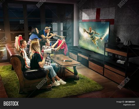 Friends Watching Tv