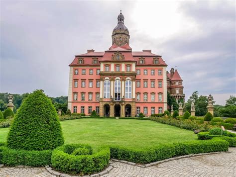 Zamek Książ w Wałbrzychu 10 miejsc które warto zwiedzić i zobaczyć na