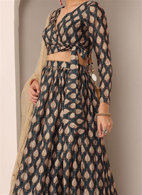 Latest Navratri Special Lehengas Online Shopping Navratri Lehengas