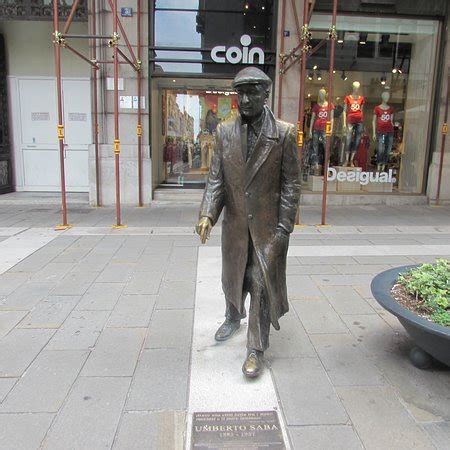 Statua di Umberto Saba di Trieste Triëst 2019 Alles wat u moet