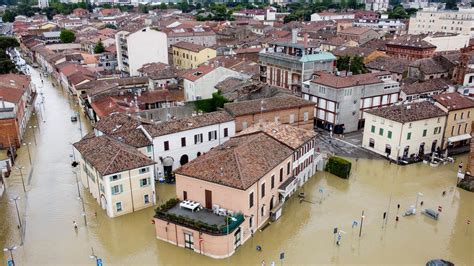 Emilia Romagna Alluvione Le Impressionanti Foto Del Centro Di Lugo