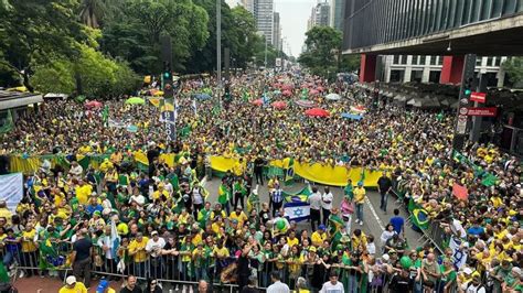 Ato na Paulista reúne apoiadores de Bolsonaro