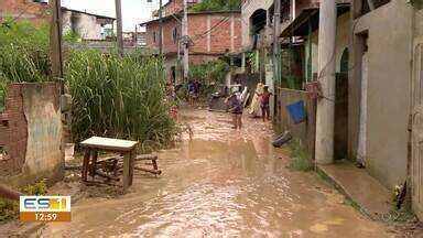 Gazeta Meio Dia Chuva Rompe Ponte Alaga Ruas E Derruba Muros Na