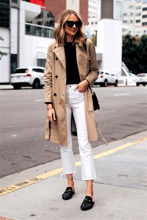 How To Style A Trench Coat According To An Expert 3 Trench Coat Outfits