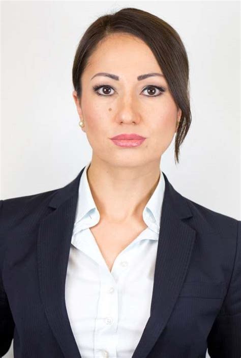Jaqueline Ahamdi Portrait MkG Mit kollegialen Grüßen