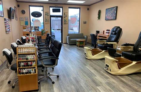 Bán Tiệm Nail In AR MUA BAN TIEM NAILS USA Thật Lòng Muốn Mua Xin
